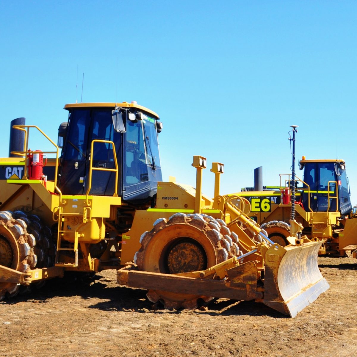 825K Compactor - Ezyquip Hire